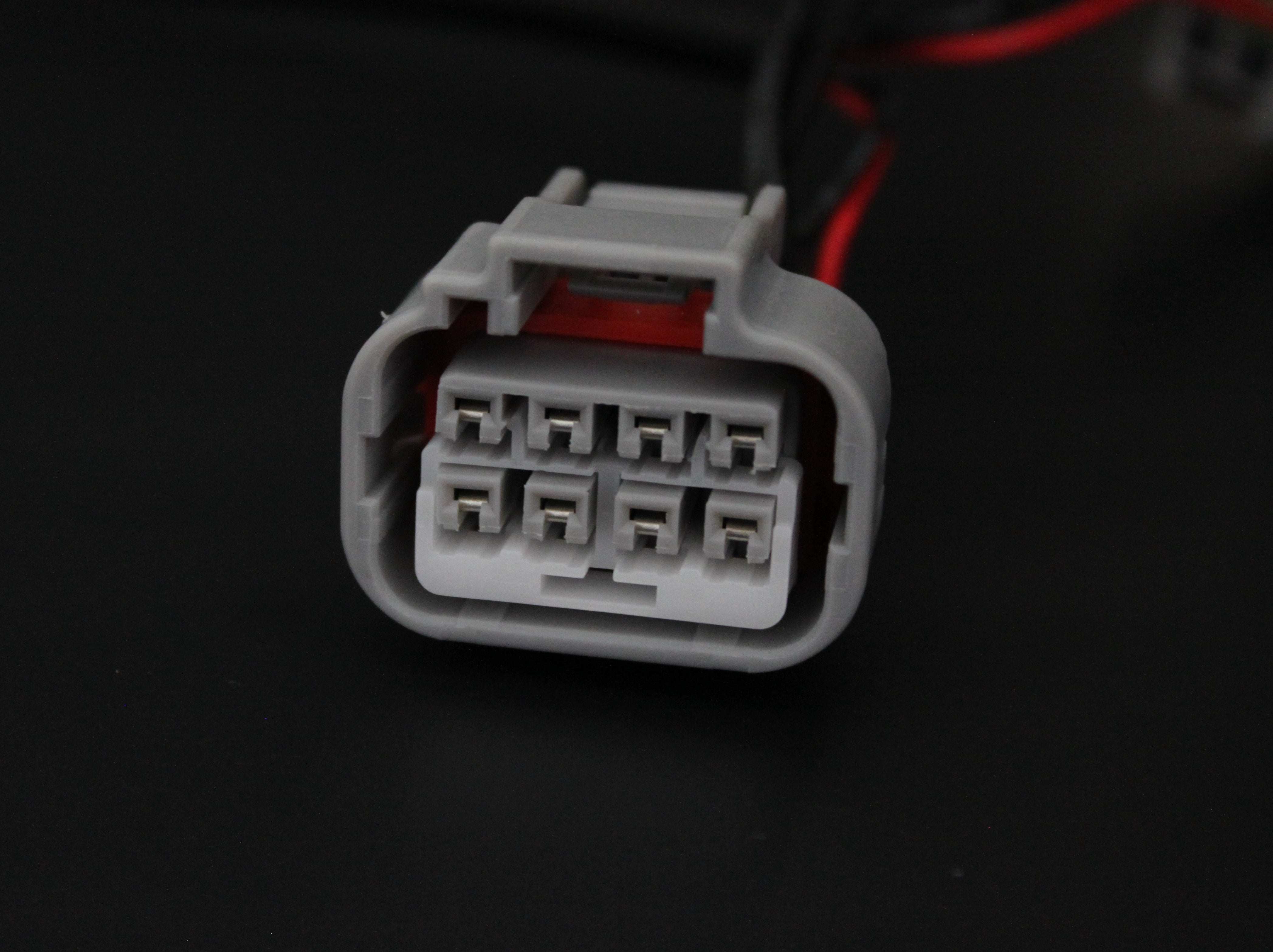 PIGGYBACK ADAPTOR - TOYOTA HILUX (BI-LED 2019 - ONWARDS) – ONYX Lights