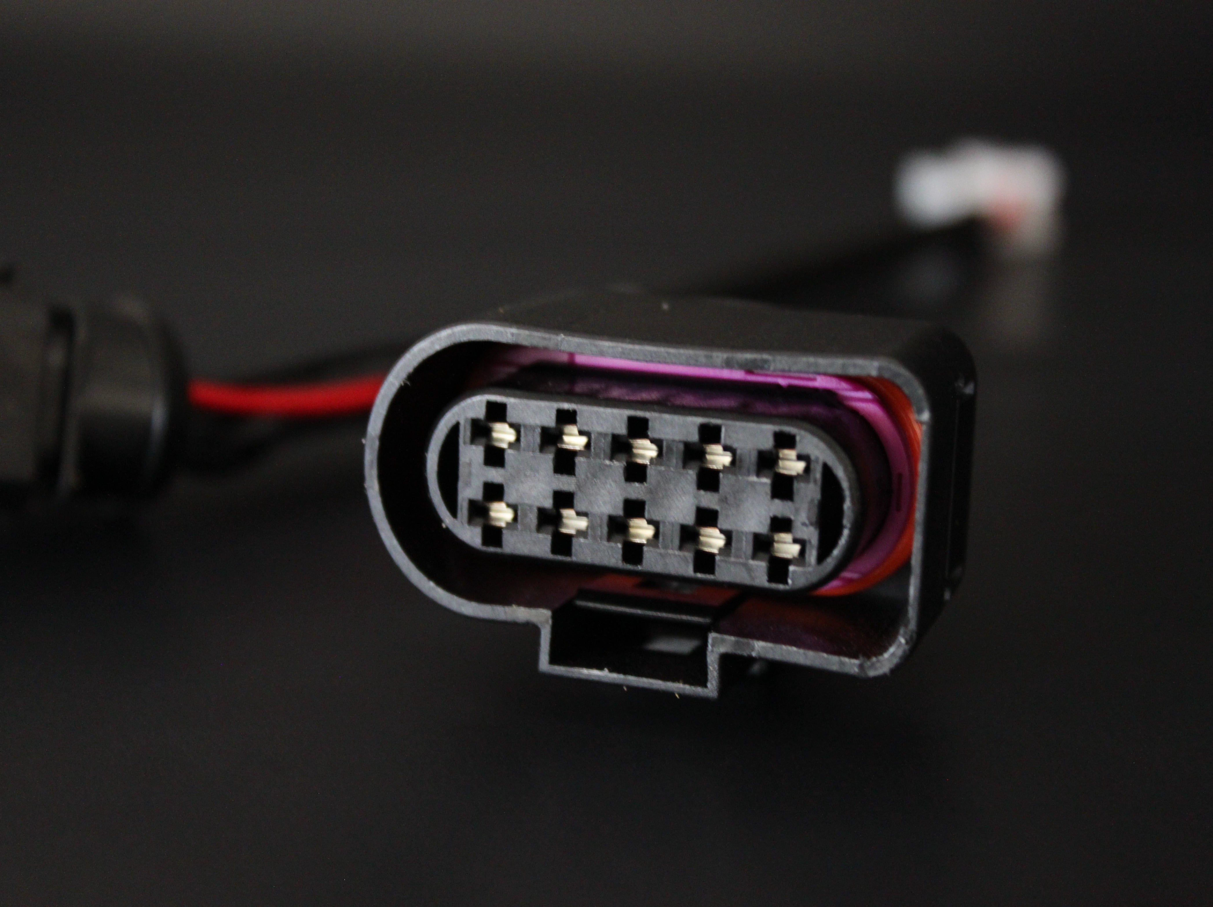 PIGGYBACK ADAPTOR - HOLDEN COLORADO – ONYX Lights