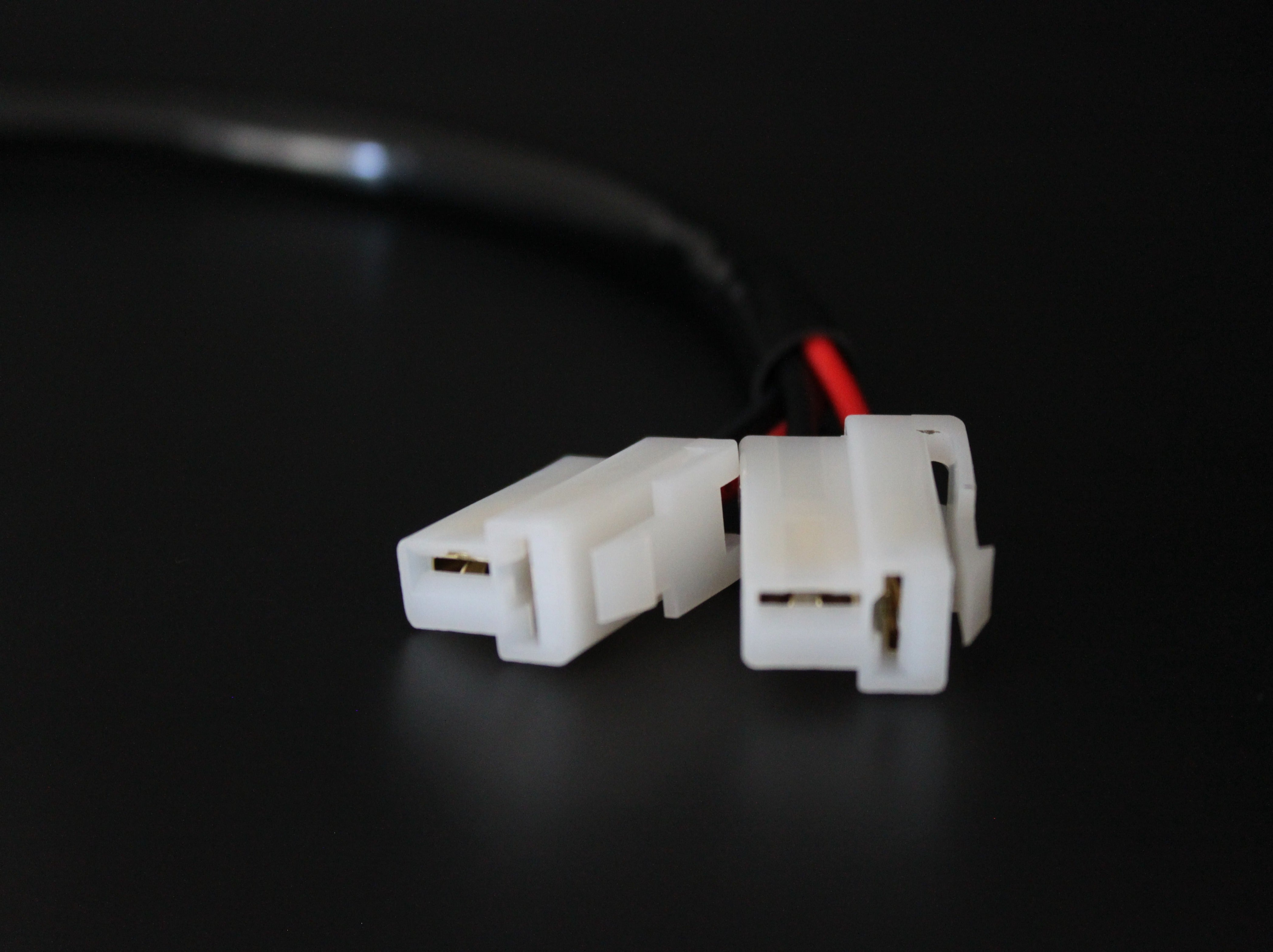 PIGGYBACK ADAPTOR - SPLITTER – ONYX Lights